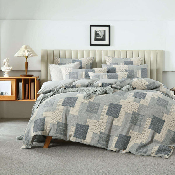 Flynn Quilt Cover Set (Copy) - The Linen Habit
