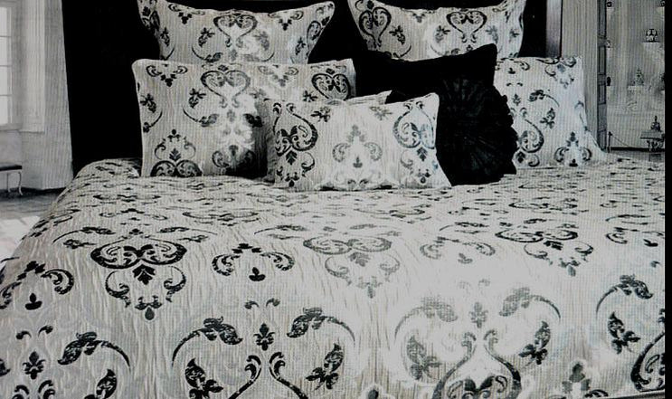 Linette quilt cover set - The Linen Habit